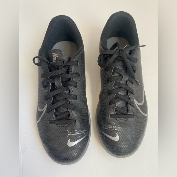 Nike | Shoes | Nike Indoor Soccer Flats | Poshmark